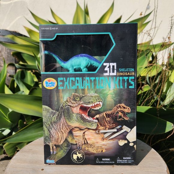 National Geographic | Toys | New Dinosaur Fossil Dig Kit Science Craft ...